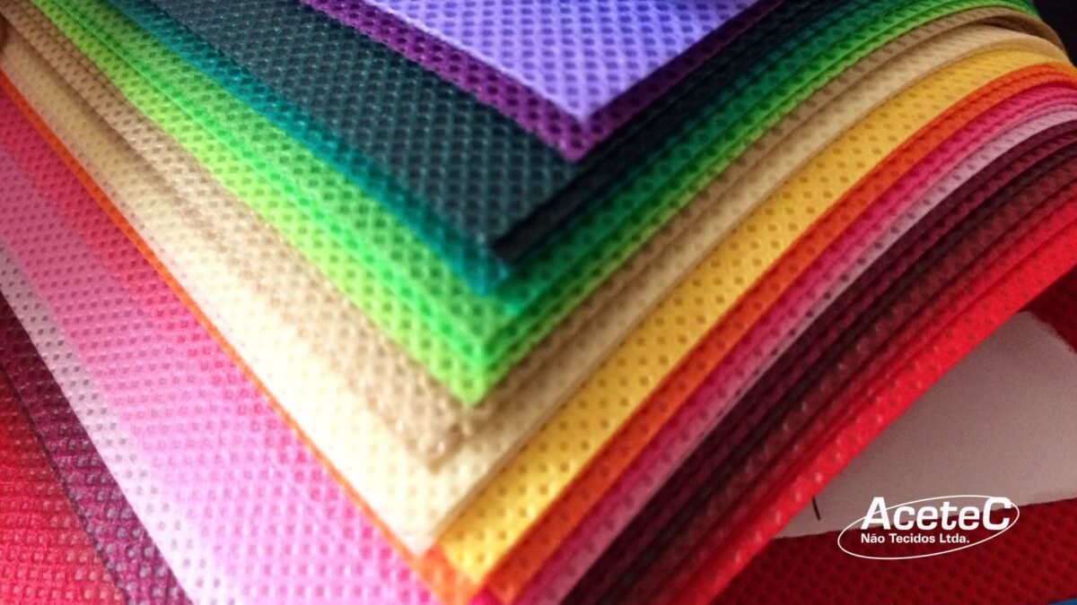 Conheça os Diferentes Tipos de TNT (Nãotecido) - Acetec Nãotecidos